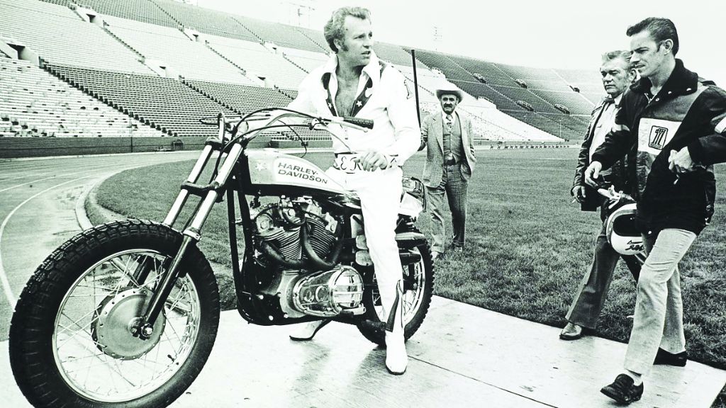 Há dez anos, partia Evel Knievel, o motociclista alado | Motociclismo ...