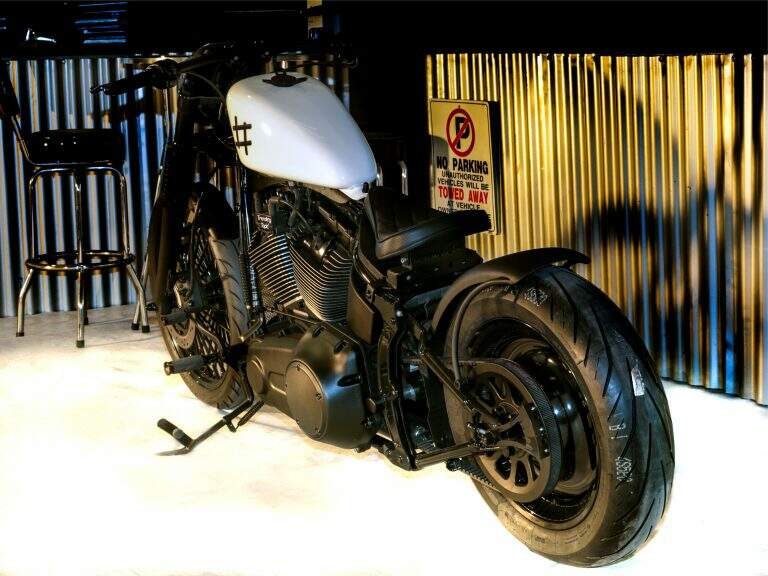 Deuce Bobber “Hastag”: customização da Lord Drake Kustoms
