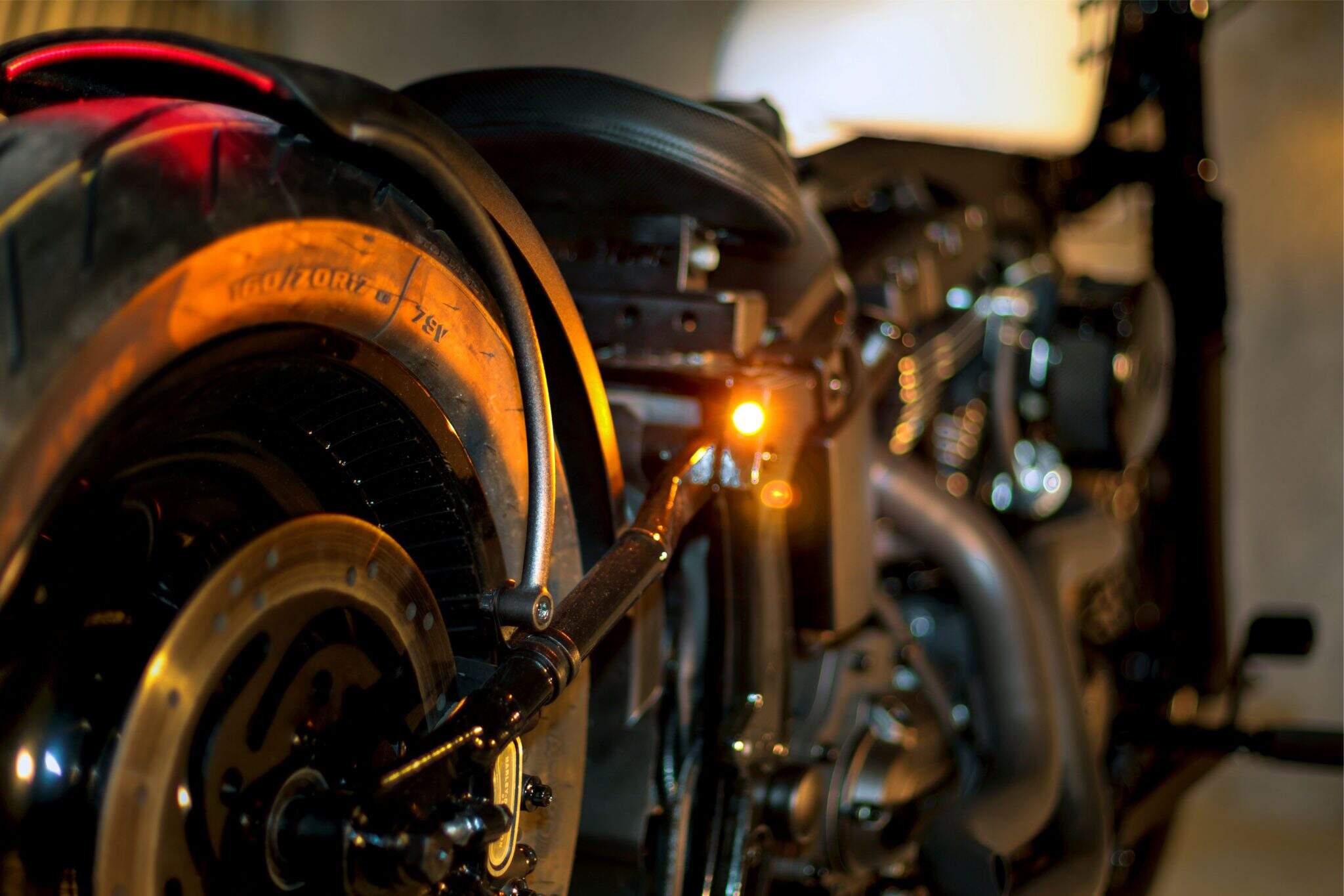 Deuce Bobber “Hastag”: customização da Lord Drake Kustoms