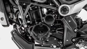 Voge 300AC Café Racer, uma nova esportiva asiática neo-retrô