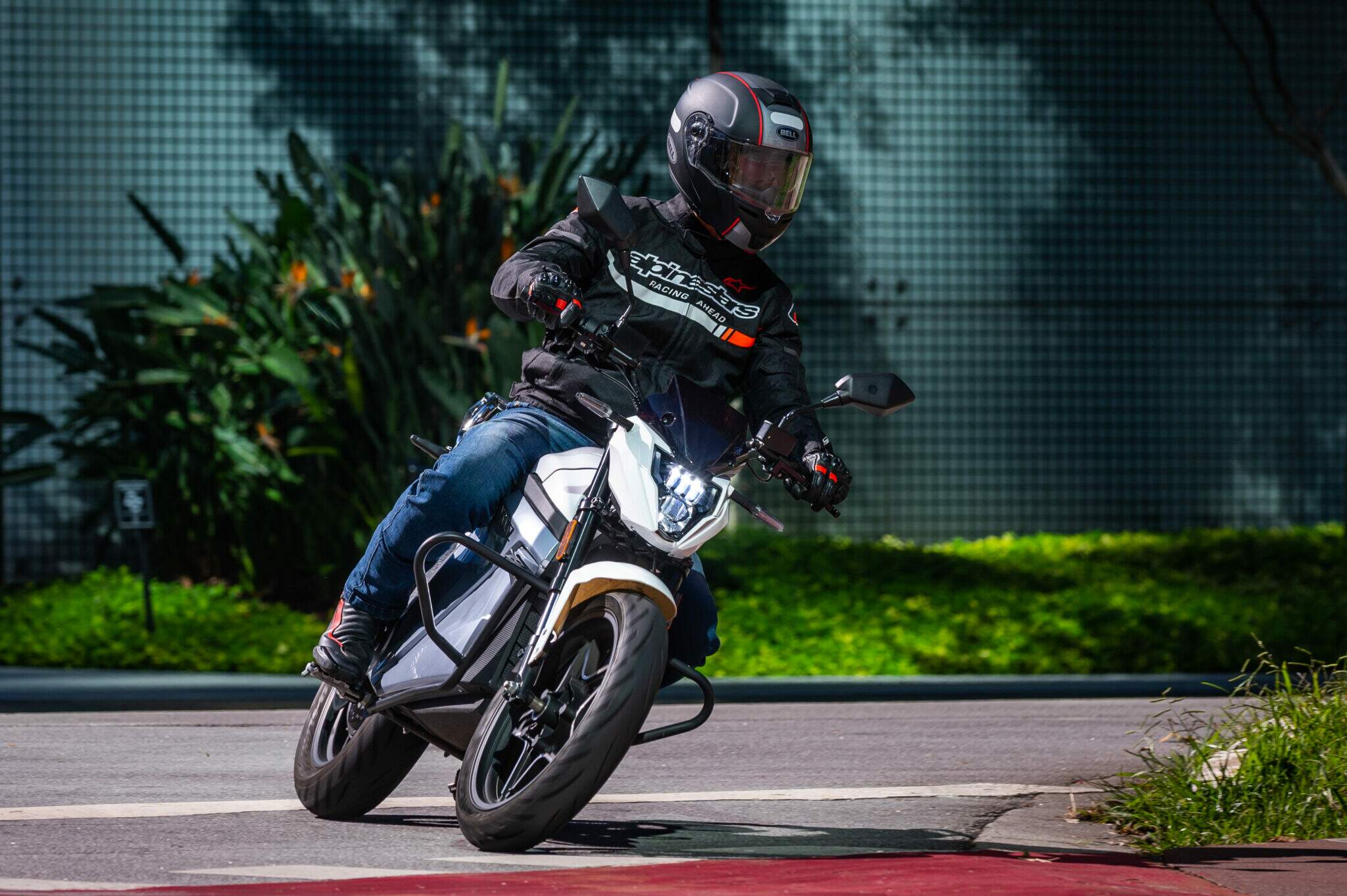 Voltz EVS Work roda 1.000 km gastando R$ 20 | Motociclismo Online