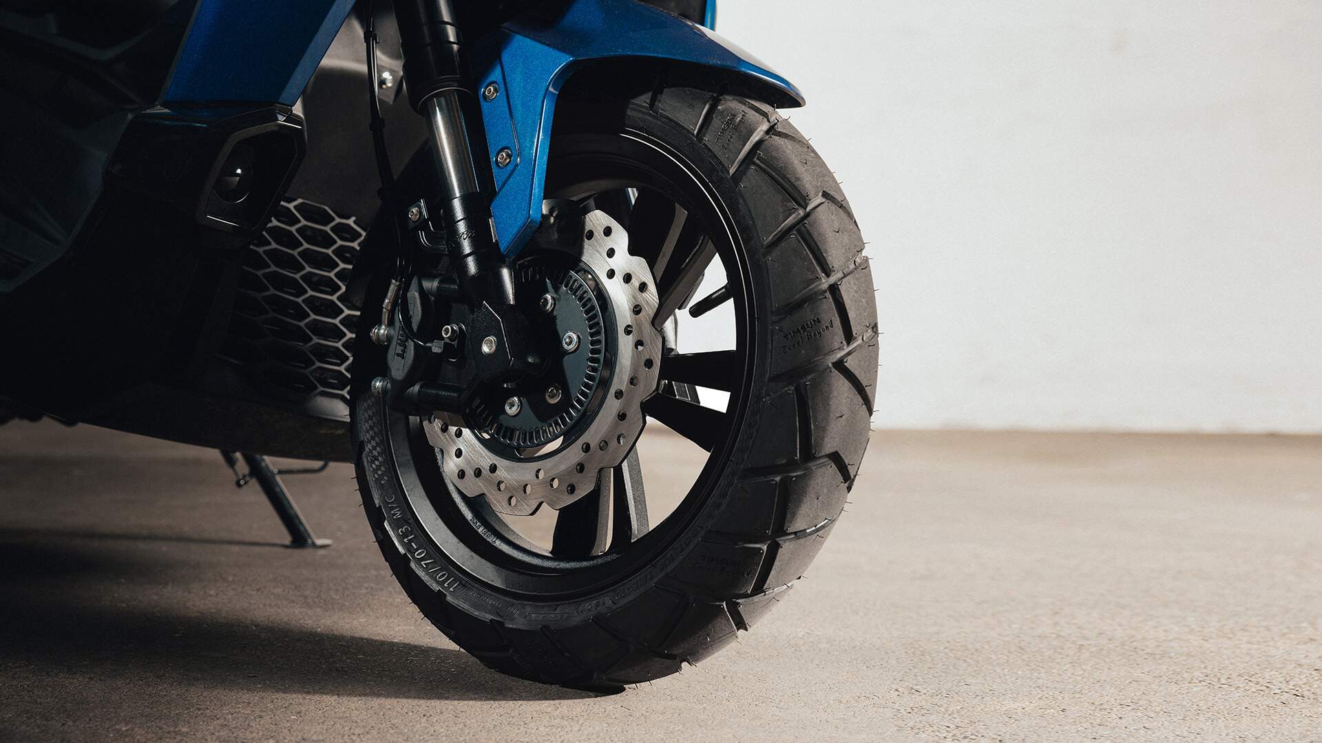 Lexmoto XDV300: rival do Honda ADV350 é lançado no exterior