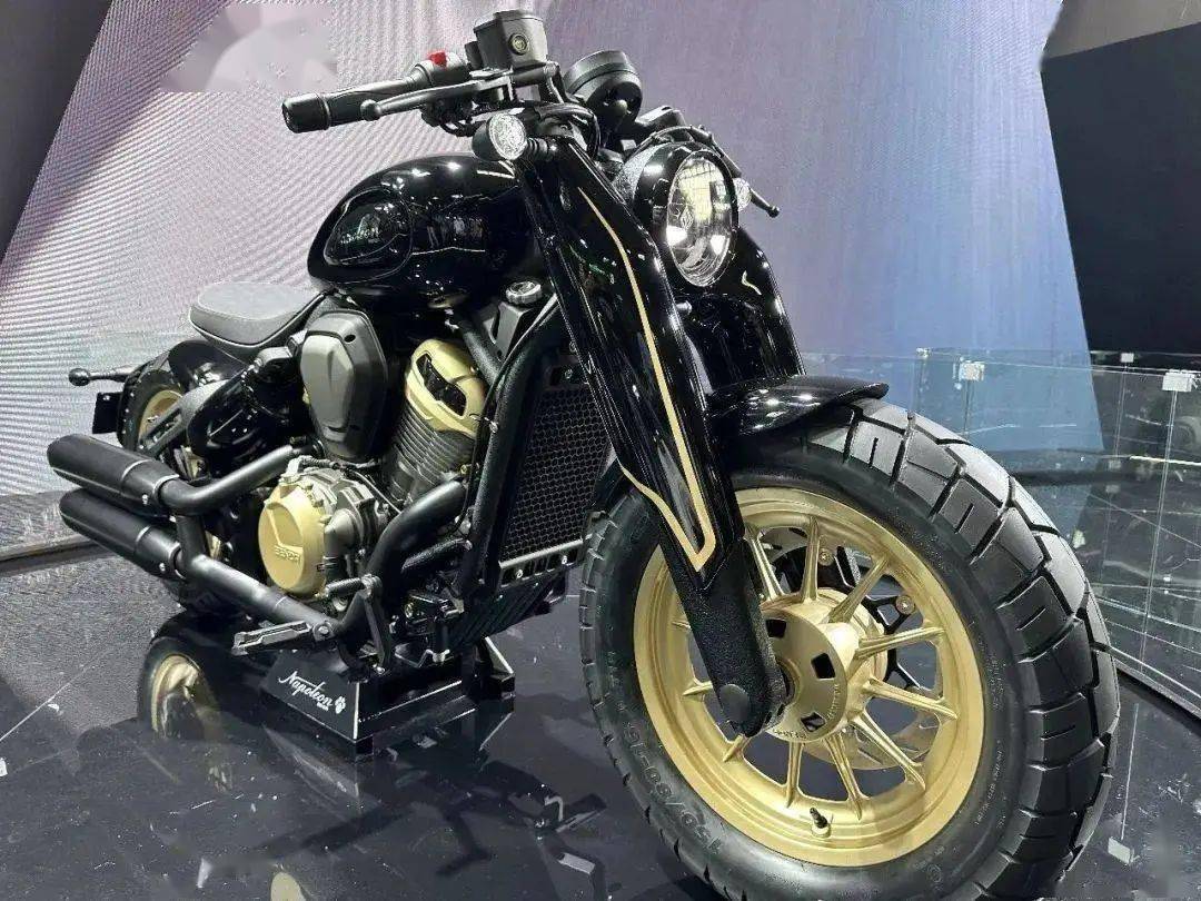 Benda Napoleon 450: nova cruiser chinesa a caminho da Europa?