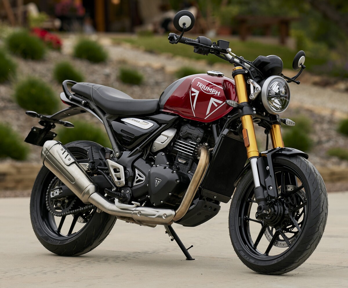 Aceleramos as Triumph 400; novo lote em pré-venda no Brasil