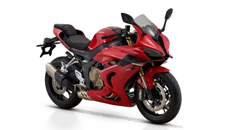 QJMotor GSR 800 RR, uma 4 cilindros para todos os gostos