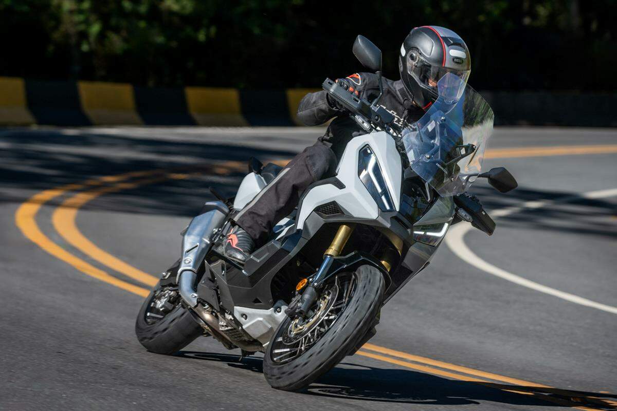 Teste Honda X-ADV: a moto que une o melhor de dois segmentos