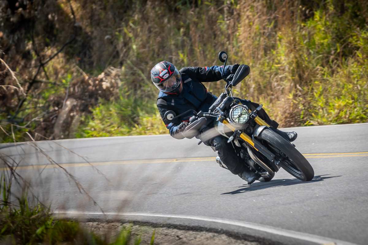 Triumph Scrambler 400 X: estilo clássico e tecnologia moderna oferecem ...