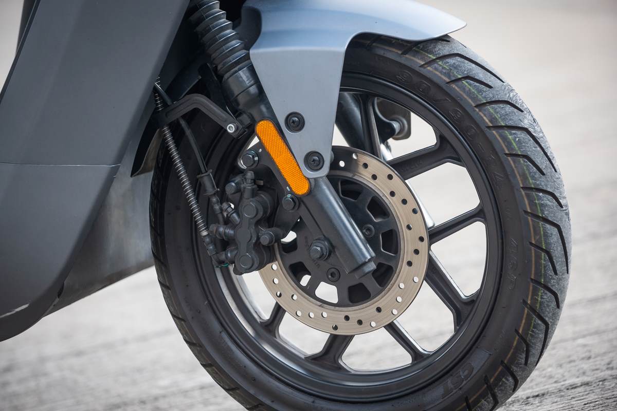 NIU NQi Sport: como é acelerar este scooter elétrico "new age ...