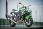 A Kawasaki lança a Z900 e a ZH2, duas super naked sensacionais