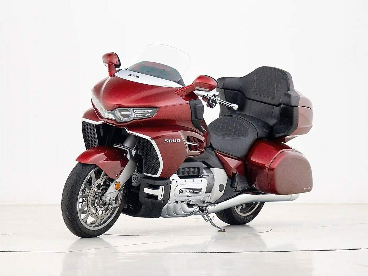 GWM Souo S2000 vs. Honda Gold Wing | Motociclismo Online