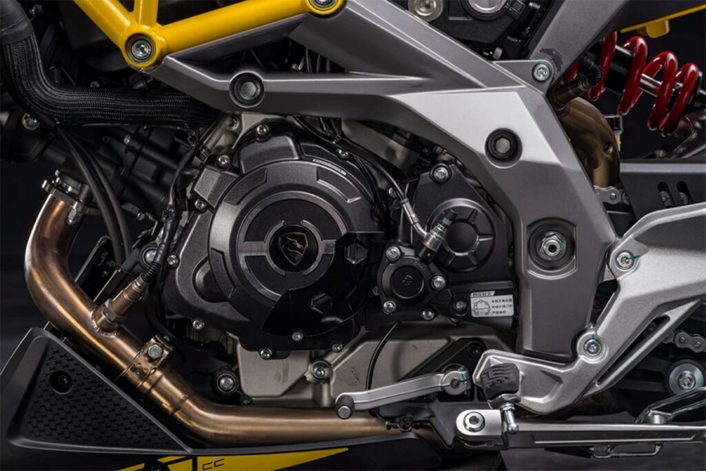 Cyclone RA1000: a muscle bike V-Twin que desafia os gigantes